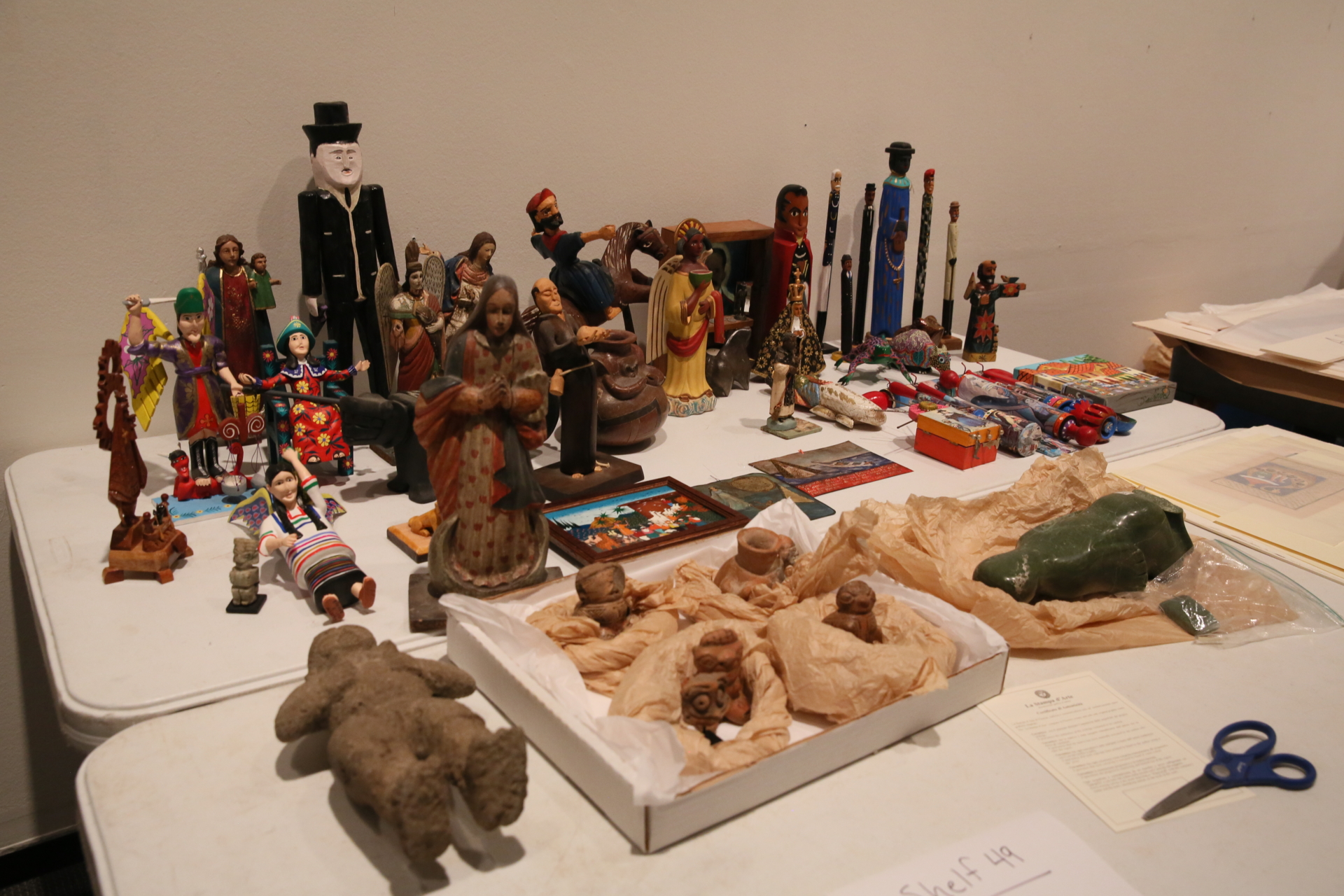 Numerous steps go into diligently cataloging, packing Muscarelle Museum ...