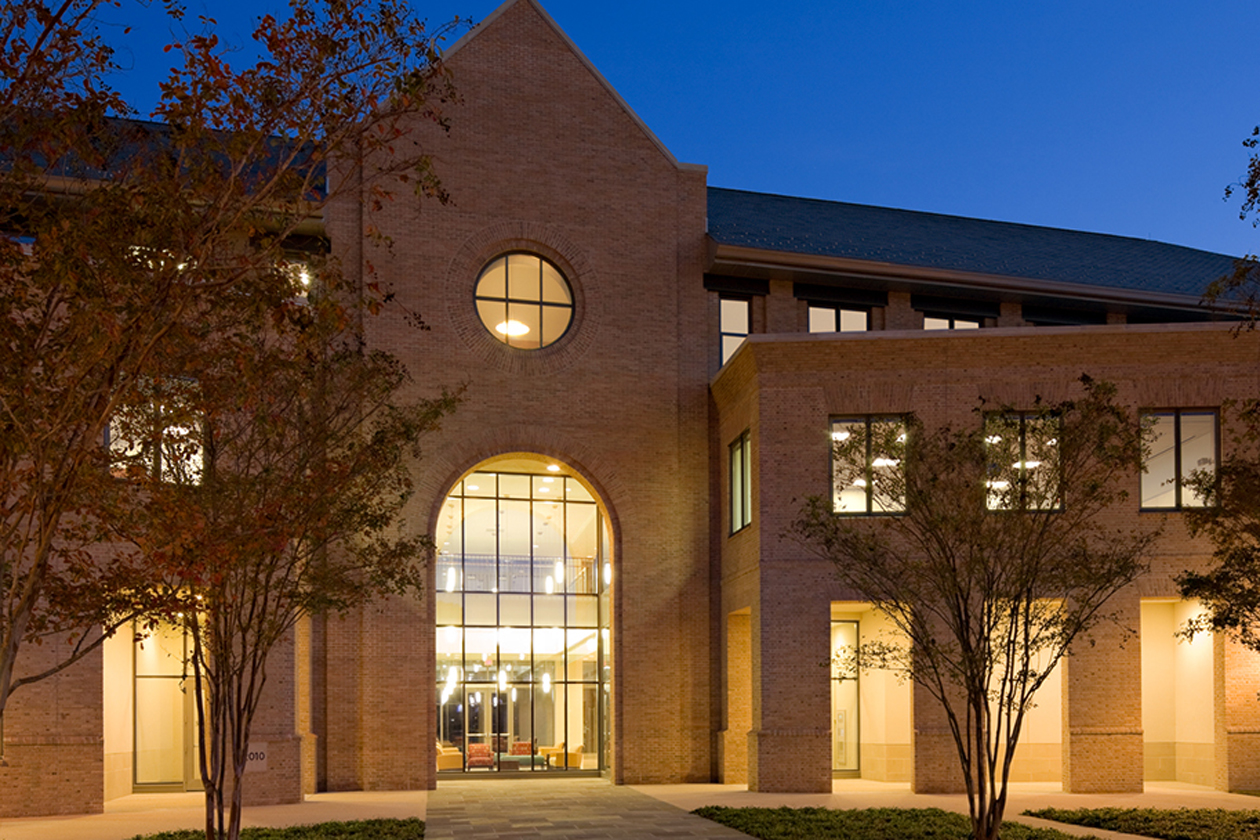 W&M’s Elizabeth Burgin wins awards for outstanding work in play therapy ...