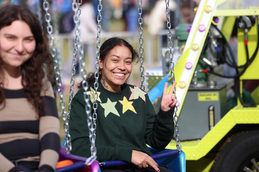 Tradition and generosity abound – W&M News