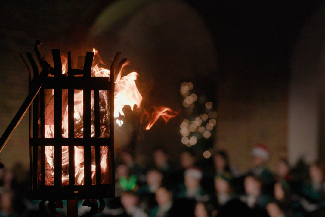 Yule Log celebration 2024 – W&M News